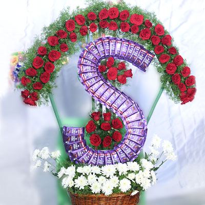 S Shaped Flower Arrangement